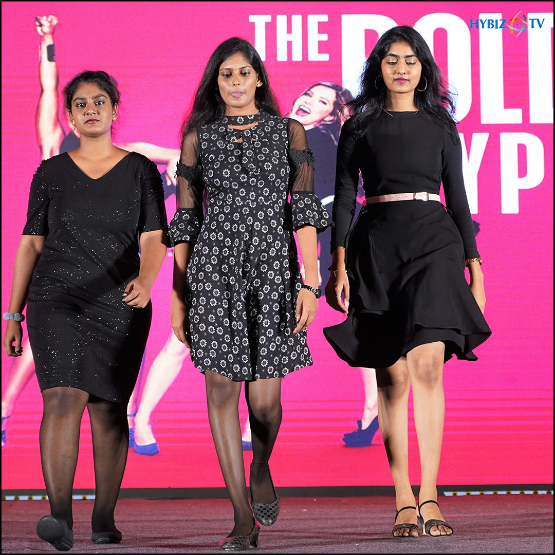 Roots Collegium celebrates Graduation & Fresher’s Day 2022